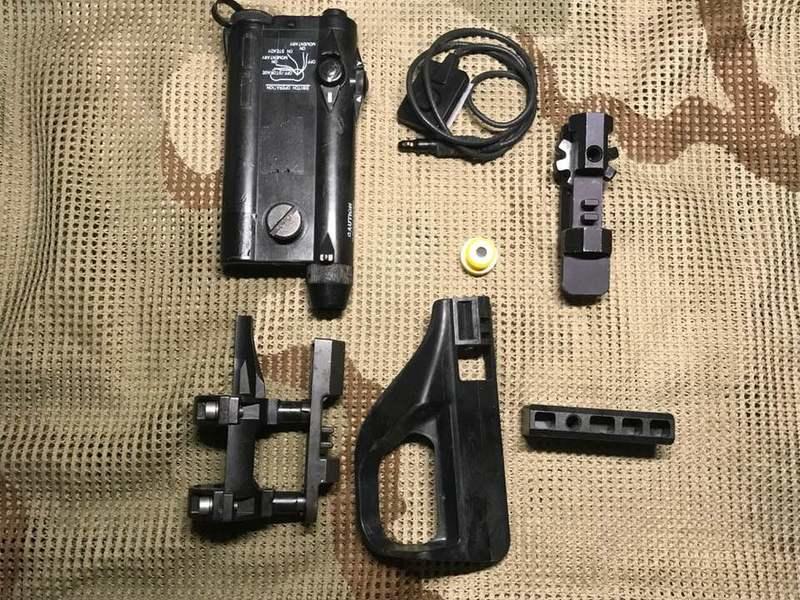 《絕版》真品PAQ-4B IR雷射(全套) 恕不分售!! | 露天市集 | 全台最大的網路購物市集