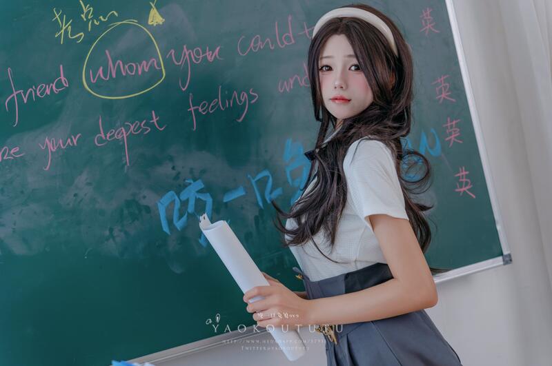 咬一口兔娘ovo「實習老師」｜80P+1V｜推特｜福利姬｜ 女大生｜角色扮演｜絲襪｜足控｜戀足｜美腳｜腳底｜電子寫真 | 露天市集 | 全台最大的網路購物市集