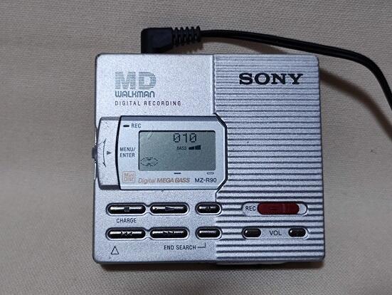原裝 SONY MZ-R90 MD隨身聽 可過電-無MD片測試不確定好壞-售出不退 | 露天市集 | 全台最大的網路購物市集