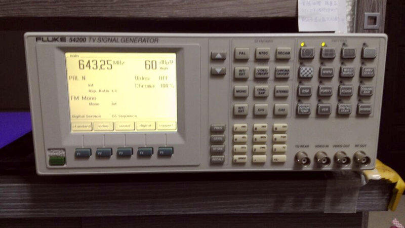FLUKE 54200 TV SIGNAL GENERATOR | 露天市集 | 全台最大的網路購物市集