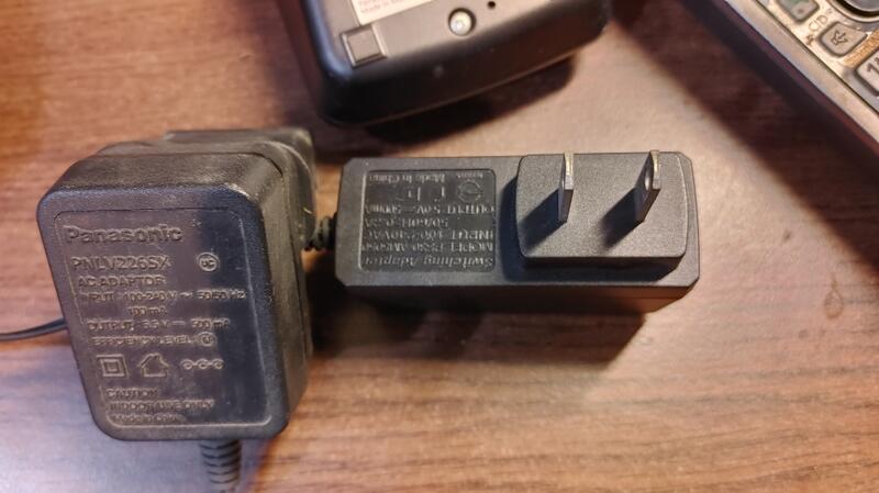 Panasonic KX-TG3712+PNLC1018一主一副無線電話 二手零件機 | 露天市集 | 全台最大的網路購物市集