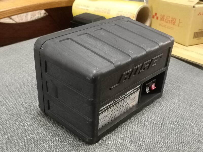 編號2150/ 只剩一只BOSE 101後置喇叭，功能正常品相如圖所示，商品內容有詳述，提問前請先詳閱，虧售1500元。 | 露天市集 | 全 ...