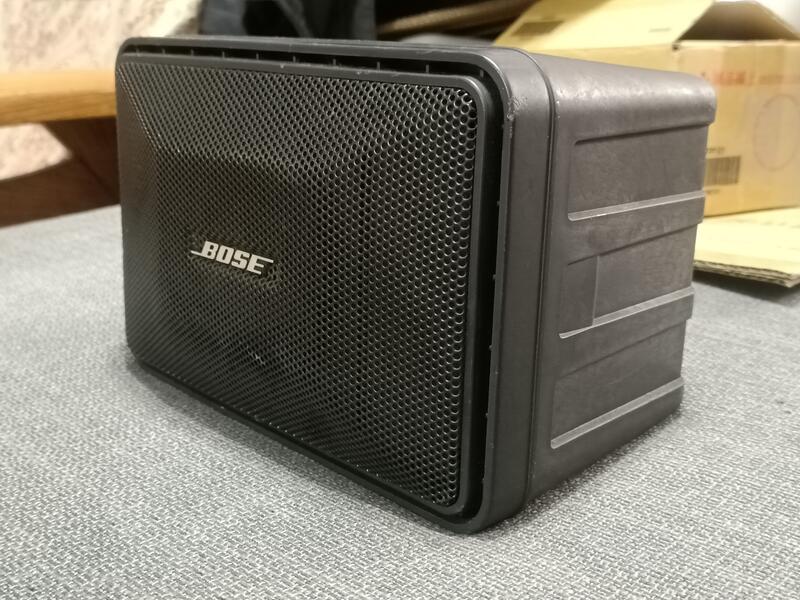 編號2150/ 只剩一只BOSE 101後置喇叭，功能正常品相如圖所示，商品內容有詳述，提問前請先詳閱，虧售1500元。 | 露天市集 | 全 ...