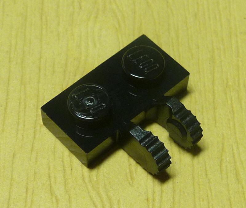 【小荳樂高】 LEGO 黑色 1x2 轉折薄板 側帶母頭 Hinge Plate 4515340 60471 | 露天市集 | 全台最大的網路購物市集