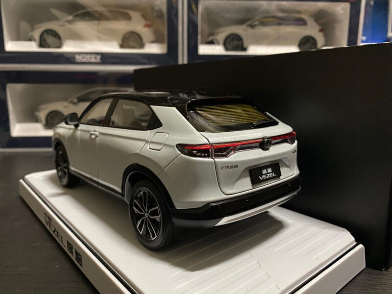 【E.M.C】1:18 1/18 原廠 本田 Honda HRV HR-V 2022 白色 金屬模型車 | 露天市集 | 全台最大的網路購物市集