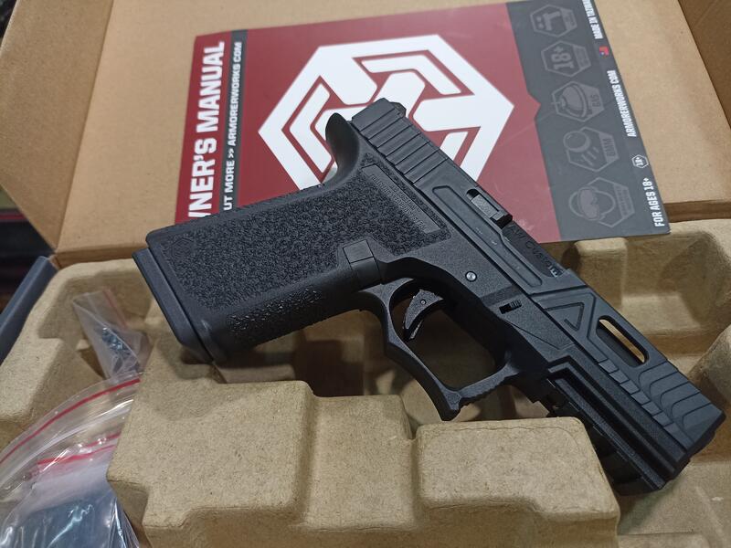 五0兵工 WE AW G19 MOS 瓦斯手槍，金屬滑套無彈後定 | 露天市集 | 全台最大的網路購物市集