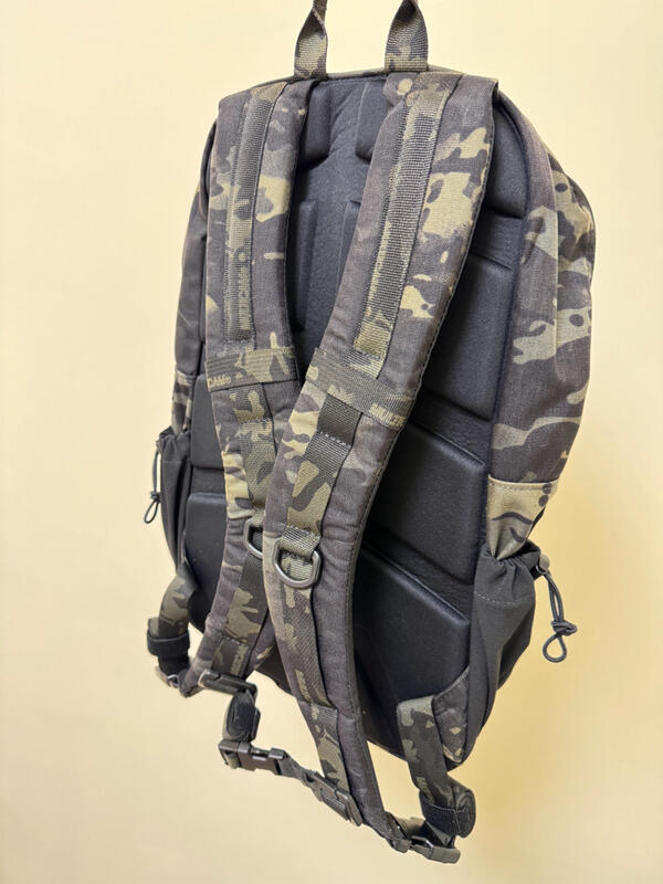 LBT-8006A BMC 14L Day Pack, V2(黑多地、背包、單日包、騎行包) | 露天市集 | 全台最大的網路購物市集