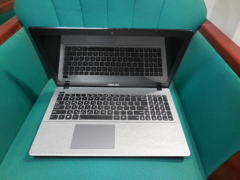 ASUS X550J 高效I5-4200H,8G/全新256G SSD,15.6吋獨顯2G, 新電池/新建盤 | 露天市集 | 全台最大的網路購物市集