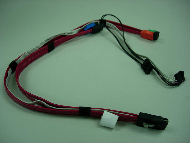 全新 Mini SAS Cable 1x(SFF-8087) To 4x(SATA) With SGPIO | 露天市集 | 全台最大的網路購物市集