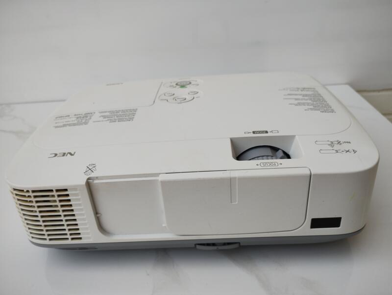 NEC M350X 專業投影機燈泡只用51小時內建HDMI有問題投影機徧黃燈泡只用51小時當零件機賣 | 露天市集 | 全台最大的網路購物市集