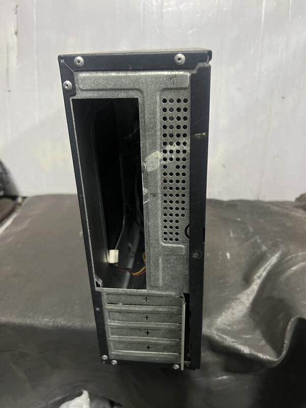 (KSG2)二手中古不知名品牌迷你電腦機殼(黑色).....不附電源供應器 | 露天市集 | 全台最大的網路購物市集