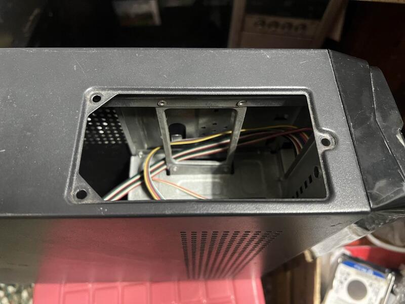 (KSG2)二手中古不知名品牌迷你電腦機殼(黑色).....不附電源供應器 | 露天市集 | 全台最大的網路購物市集