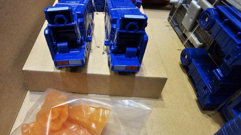 已開盒 日版 TAKARATOMY 變形金剛 SS-142 柯博文 含貨櫃 | 露天市集 | 全台最大的網路購物市集