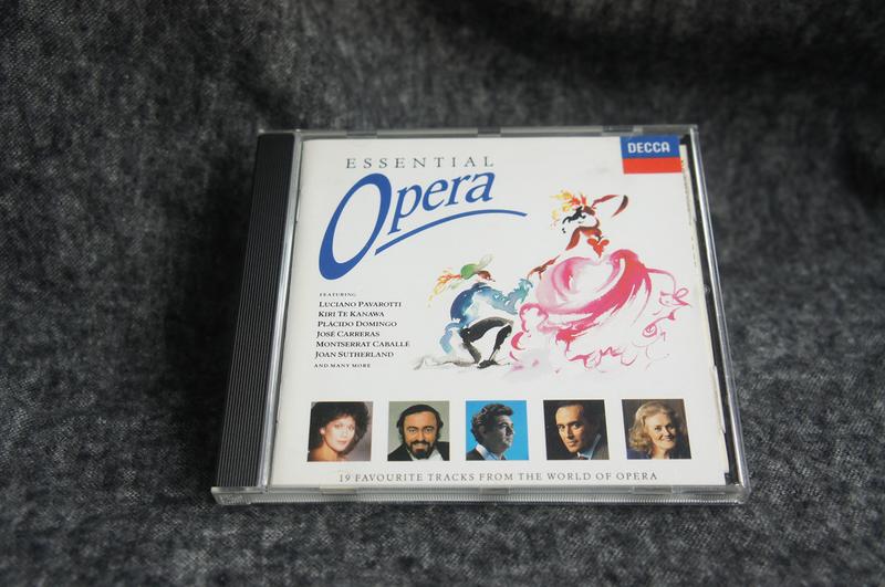 [ CD ] Essential Opera - Pavarotti/Sutherland/Domingo | 露天市集 | 全台最大的網路購物市集