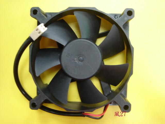 【全冠】8公分風扇 8*8*2.5公分 DC12V.0.17A.0.23A S01138812H (風27) | 露天市集 | 全台最大的網路購物市集