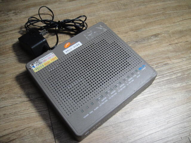 中華電信 光世代 數據機 HGW-0ew(G-040W-Q) 請看商品描述 | 露天市集 | 全台最大的網路購物市集