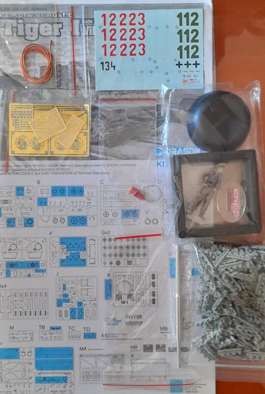 【549喵鋪】1/35 威龍 DRAGON 6947 二戰德軍虎型坦克後期型 魏特曼波卡基村戰役 | 露天市集 | 全台最大的網路購物市集