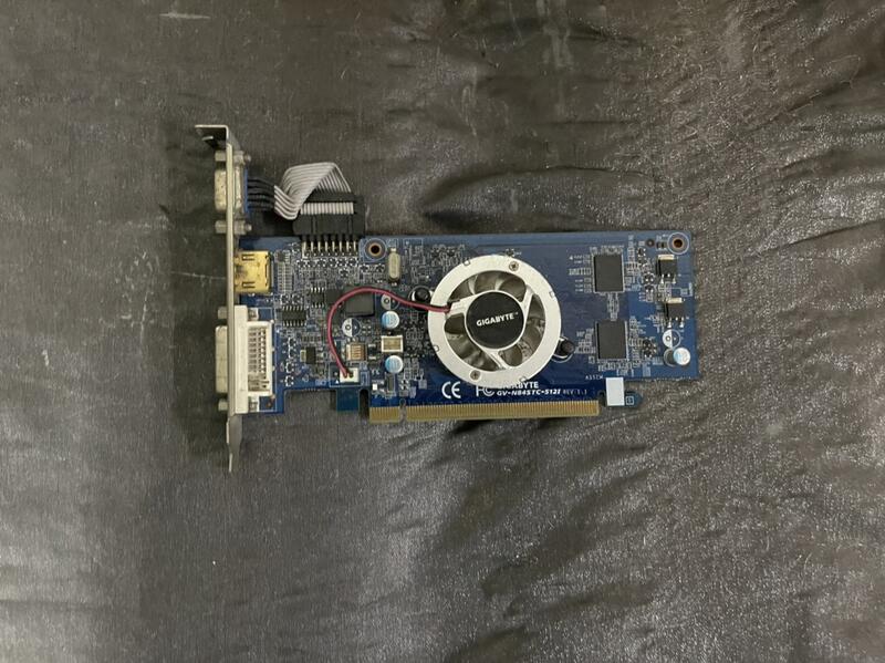 技嘉(VGPB4)8400GS 512MB+GT730 2GD5顯示卡(PCI-E介面) | 露天市集 | 全台最大的網路購物市集