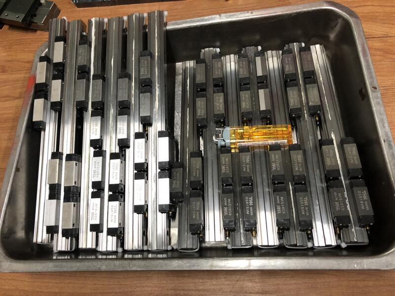 破鼎寨 機電 五金 3D043 RSR15VM 線性滑軌 滑台 直線導軌 導軌 滑塊 微型 高精密 不鏽鋼 | 露天市集 | 全台最大的網路購物市集