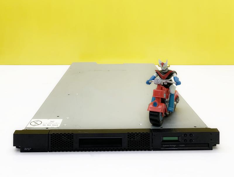 IBM TS2900 3572-S5H LTO5 LTO 5 SAS System Storage Tape | 露天市集 | 全台最大的網路購物市集