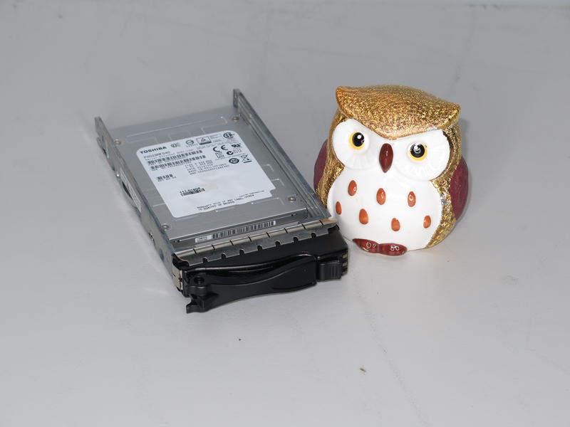 Netapp EF560 111-01804 400GB SAS SSD Toshiba PX02SMF040 | 露天市集 | 全台最大的網路購物市集