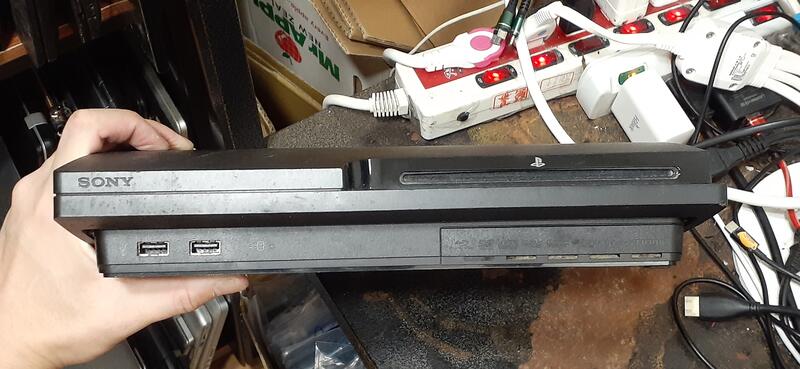 SONY PlayStation3 PS3 CECH-3007A 遊戲主機 附贈3正版遊戲片 功能都正常使用 單機無配 | 露天市集 | 全台最大的網路購物市集