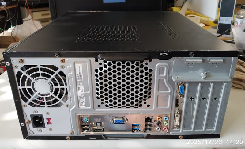 (A)🖥【ASUS Essentio CM6730】經典W7電腦主機｜i5四核｜8GB記憶體｜GT530獨顯 | 露天市集 | 全台最大的網路購物市集