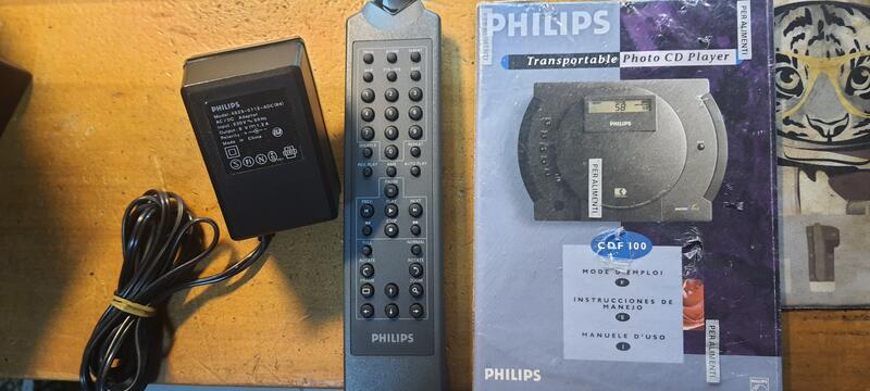 Philips CDF 100 (Apple Power CD) | 露天市集 | 全台最大的網路購物市集