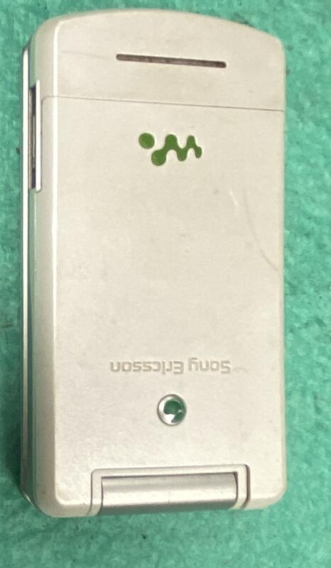 二手市面極稀少Sony Ericsson W508(可以開機狀況如圖當收藏/裝飾品 | 露天市集 | 全台最大的網路購物市集