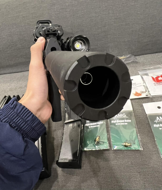 WE MP7 GBB 一槍六匣 改AMG套件 | 露天市集 | 全台最大的網路購物市集