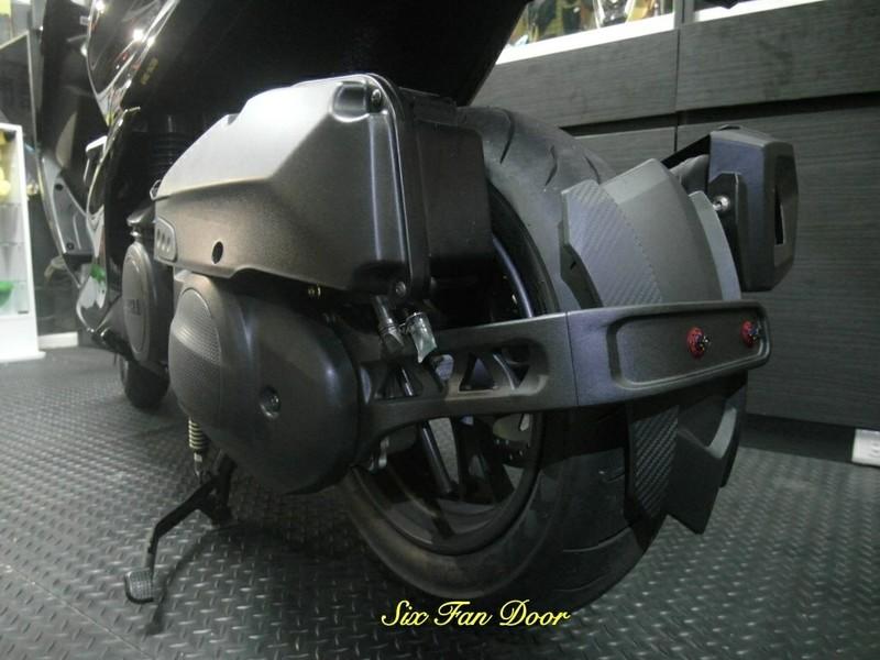 『六扇門』送鈦螺絲 燈匠 FORCE SMAX 移植 MT09 后土除 外掛式后土除 後土除 車牌下移 短土除 鋁合金 | 露天市集 | 全台最大的網路購物市集