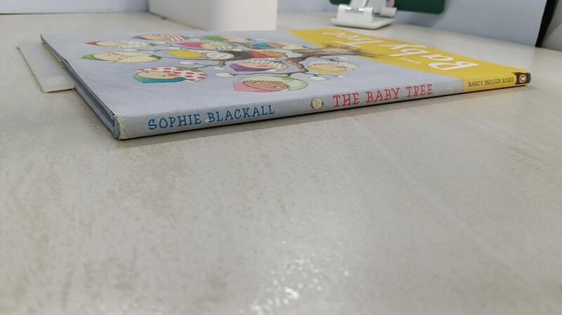 【露天書寶二手書T1/少年童書_R7W】The Baby Tree_Blackall, Sophie | 露天市集 | 全台最大的網路購物市集