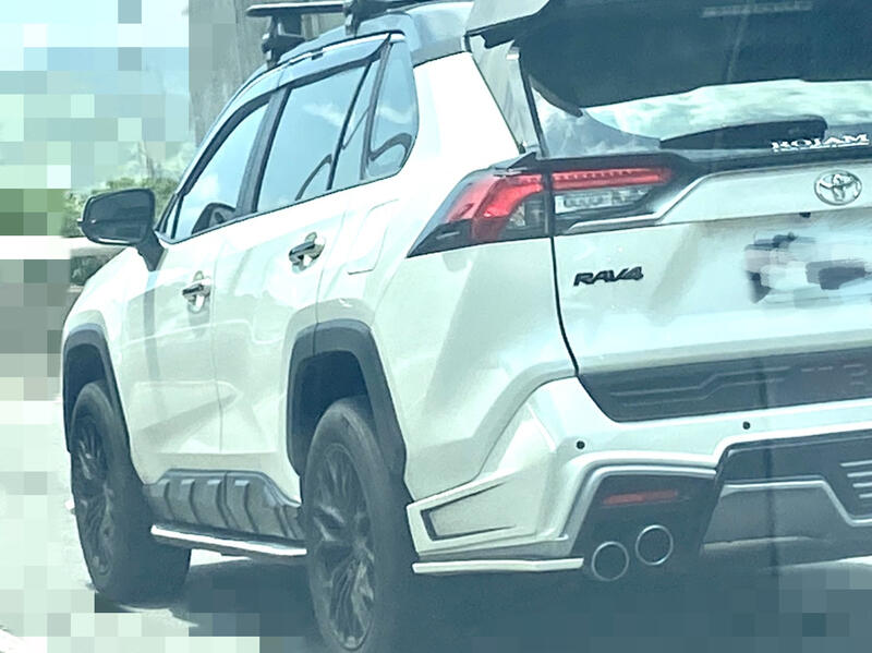 泰山美研社22080404 全新 TOYOTA RAV4 5代 ROJAM 19~ 側裙 (依當月國外報價為準) | 露天市集 | 全台最大的網路購物市集