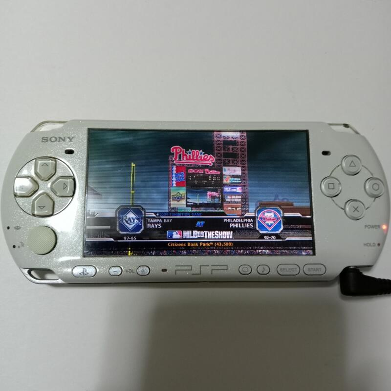 SONY PSP 3007 遊戲機 主機一台無電池配件開機讀光碟正常 | 露天市集 | 全台最大的網路購物市集