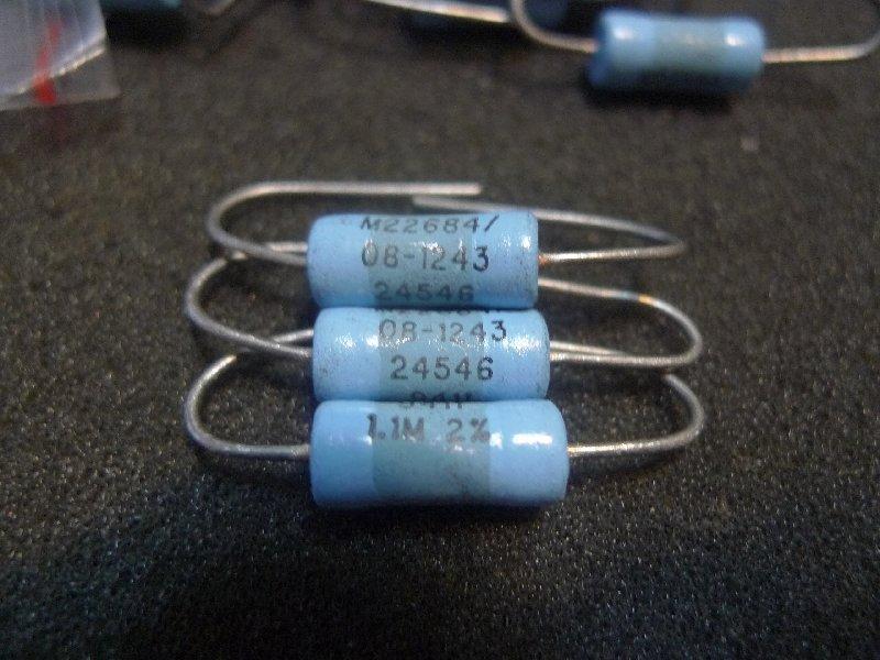 Vamistor VX-42 (M22684/08) 1.1M 歐姆 1.1M 3w 發燒軍規電阻 2% | 露天市集 | 全台最大的網路購物市集