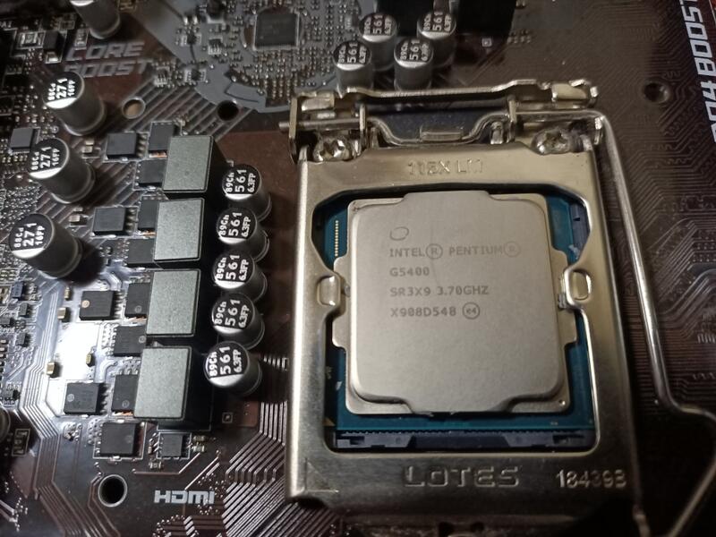 1151 CPU 處理器 型號 G5400 | 露天市集 | 全台最大的網路購物市集