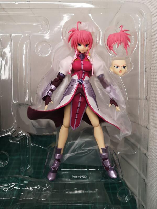 [殺肉阿北] 日版全新拆出殺肉組 Figma 039 魔法少女奈葉 希格納姆 希格諾 騎士服 不附盒寄出 商品如附圖 | 露天市集 | 全台最 ...