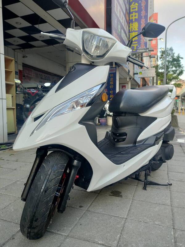 2013 Z1 碟剎 125C.C.(可分期0元交車)最低月付2183元 免保人 中古機車 二手機車 | 露天市集 | 全台最大的網路購物市集