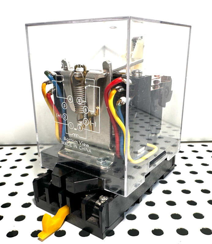 OMRON 棘輪繼電器 G4Q-212S 棘輪電驛 交替電譯 含底座8PFA1 AC220V電壓 | 露天市集 | 全台最大的網路購物市集