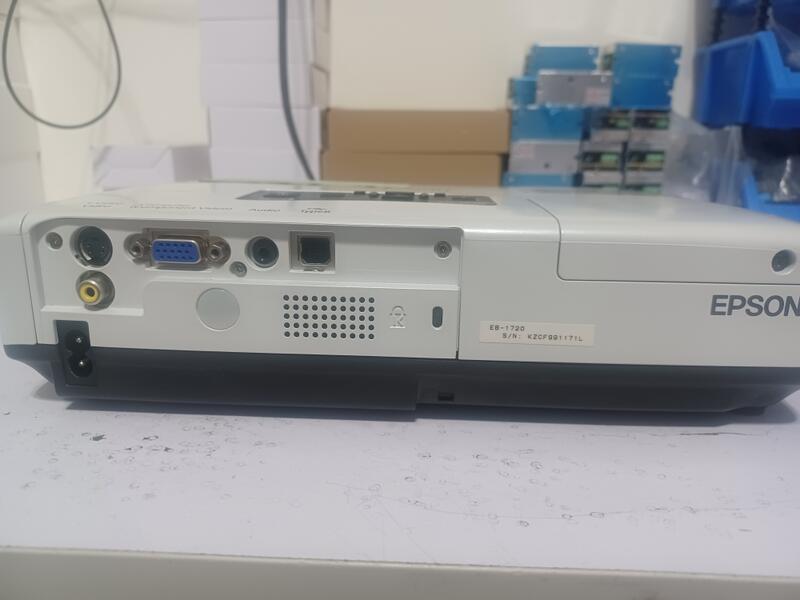 用電達人 2手投影機 epson eb-1720 功能全正常 | 露天市集 | 全台最大的網路購物市集