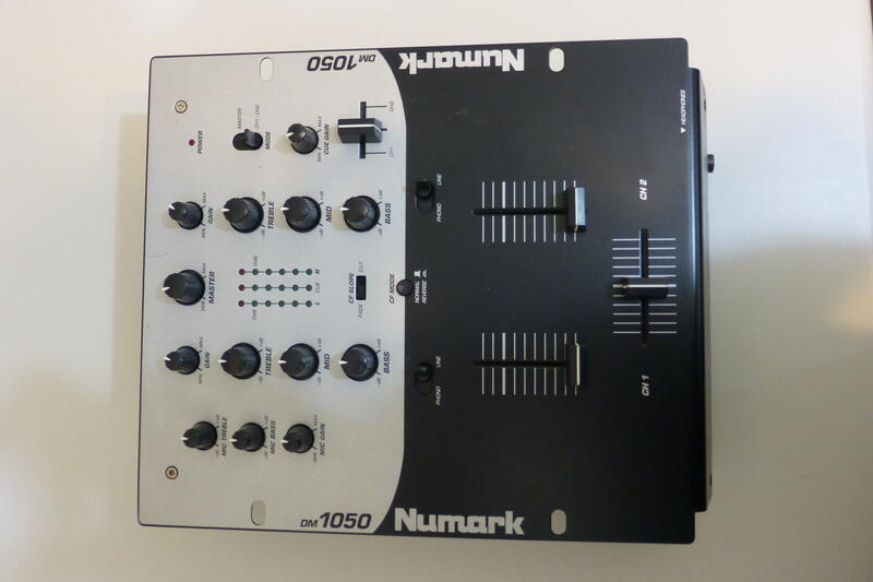 (奇哥器材維修室) 混音器 mixer , NUMARK DM1050, 2軌方便使用 | 露天市集 | 全台最大的網路購物市集