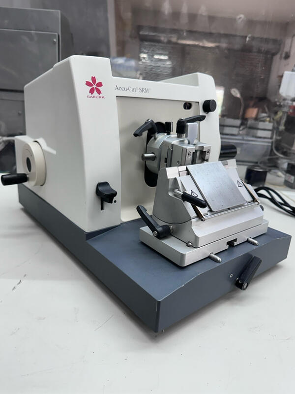 Sakura Accu-Cut SRM 200 CW Rotary Microtome 旋轉式石蠟切片機 | 露天市集 | 全台最大的網路購物市集
