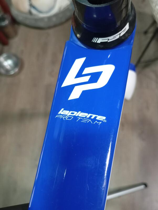 Lapierre Pro Team FDJ aircode 車架組含碳坐管前夾器 | 露天市集 | 全台最大的網路購物市集