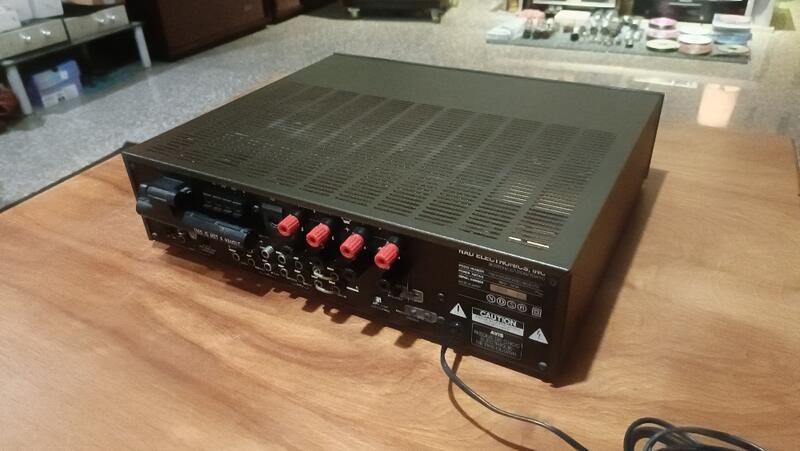 朋友託售 日本原裝製造，NAD stereo receiver 7155 收音擴大機 (勿下標，限自取) | 露天市集 | 全台最大的網路購物市集