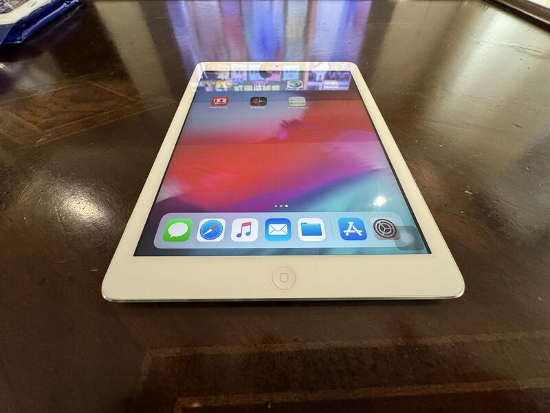 Apple iPad Air A1474 MD788TA/A WiFi 32G | 露天市集 | 全台最大的網路購物市集