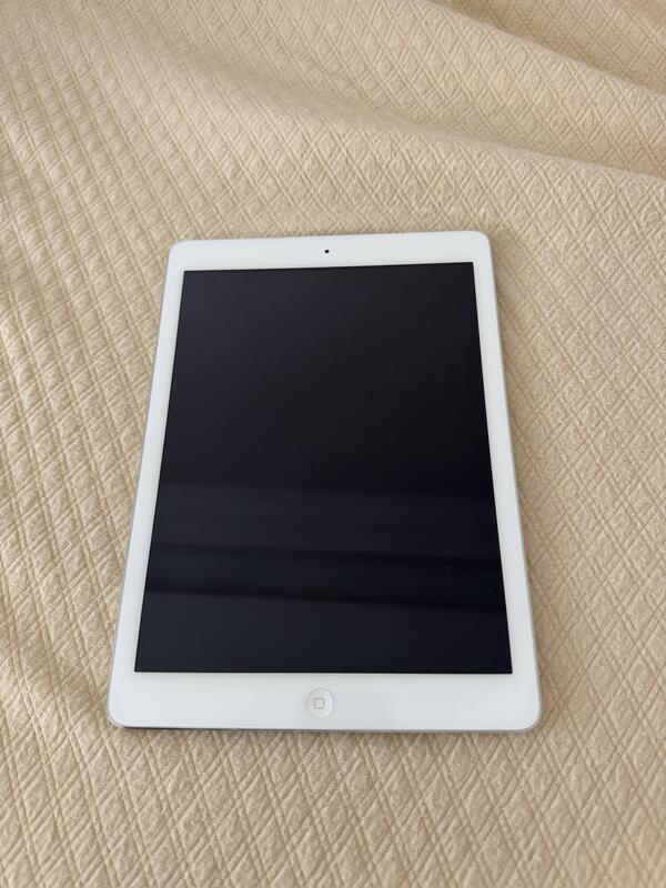 Apple iPad Air A1474 MD788TA/A WiFi 32G | 露天市集 | 全台最大的網路購物市集