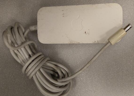 二手蘋果APPLE A1202 原廠變壓器 12V(初步上電有電壓輸出 | 露天市集 | 全台最大的網路購物市集