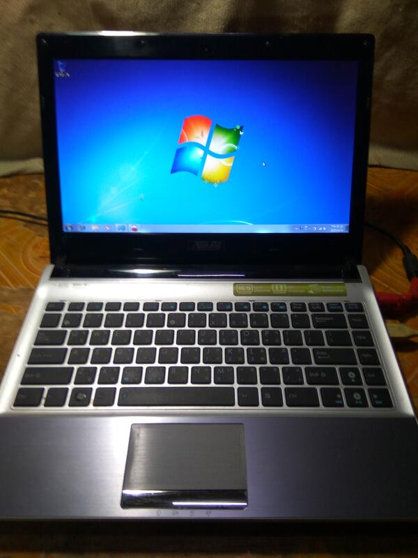 [全景3C]華碩 U30J 13.3吋 4G/500G i5 經典雙顯效能筆電 優美系統穩 附電池 二手 | 露天市集 | 全台最大的網路購物市集