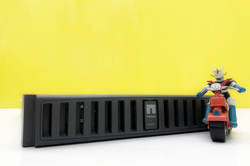NetApp FAS2040 X299A-R5 2TB x12/ Controller x1/ AC x2 | 露天市集 | 全台最大的網路購物市集