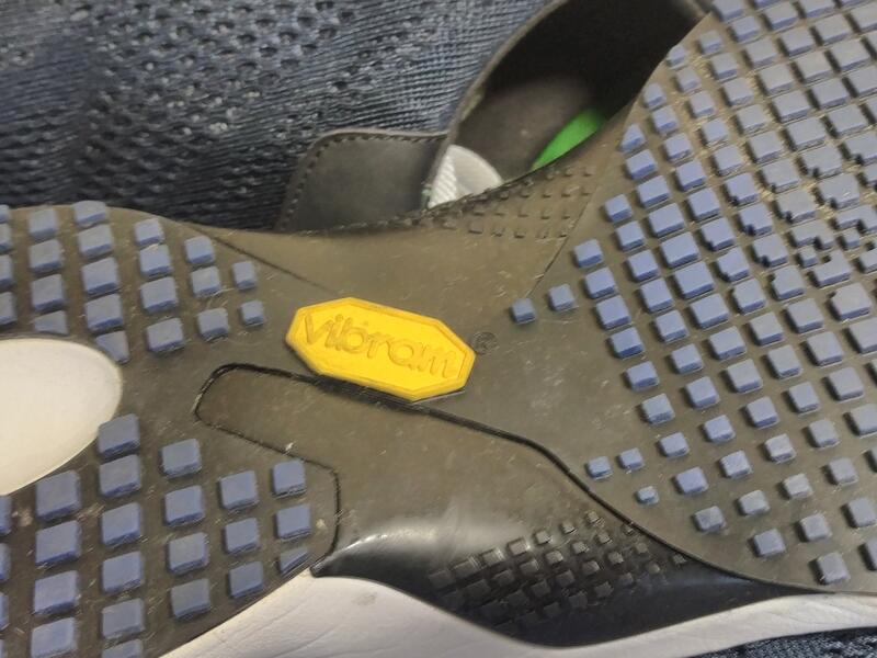 (H72)品像新少穿~Hugo Boss 慢跑鞋 休閒鞋 VIBRAM 50311635 43~小瑕疵如圖~ | 露天市集 | 全台最大的網路購物市集